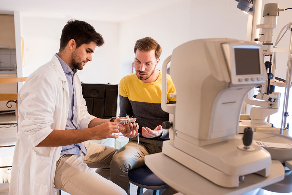 12 Patients Who Left Everyone Speechless at the Optometrist’s Office ...