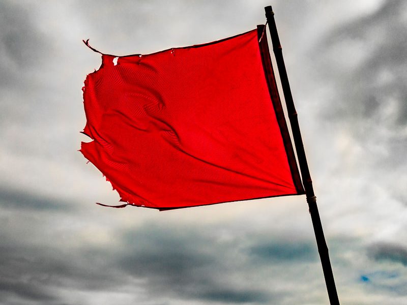 10 Things Eyecare Patients Say That Are Giant Red Flags | INVISIONMAG.COM